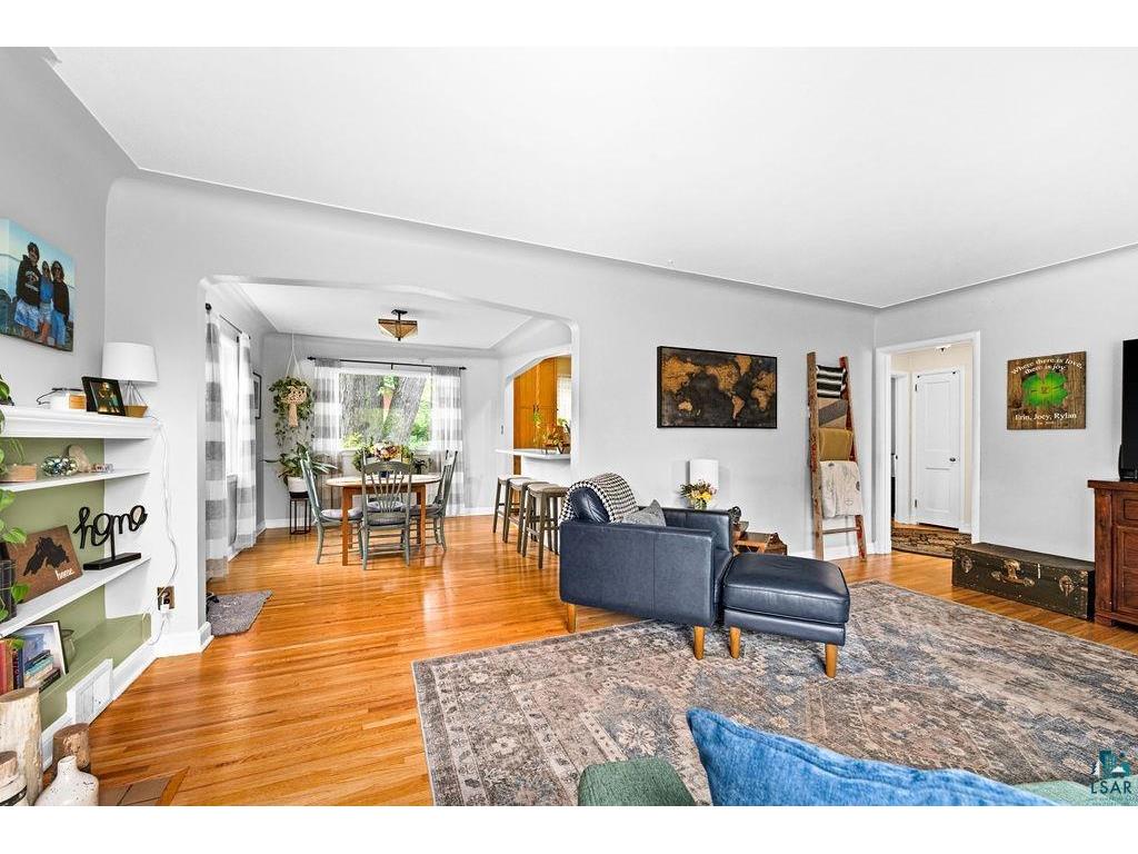 5051 London Rd, Duluth, MN, 55804 | MLS: 6114446 | Edina Realty