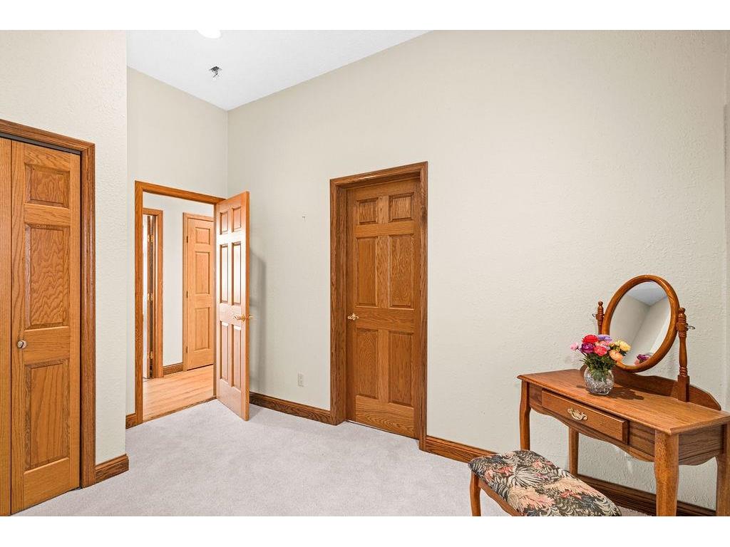 5491 North Shore Dr, Duluth, MN, 55804 | MLS: 6119540 | Edina Realty