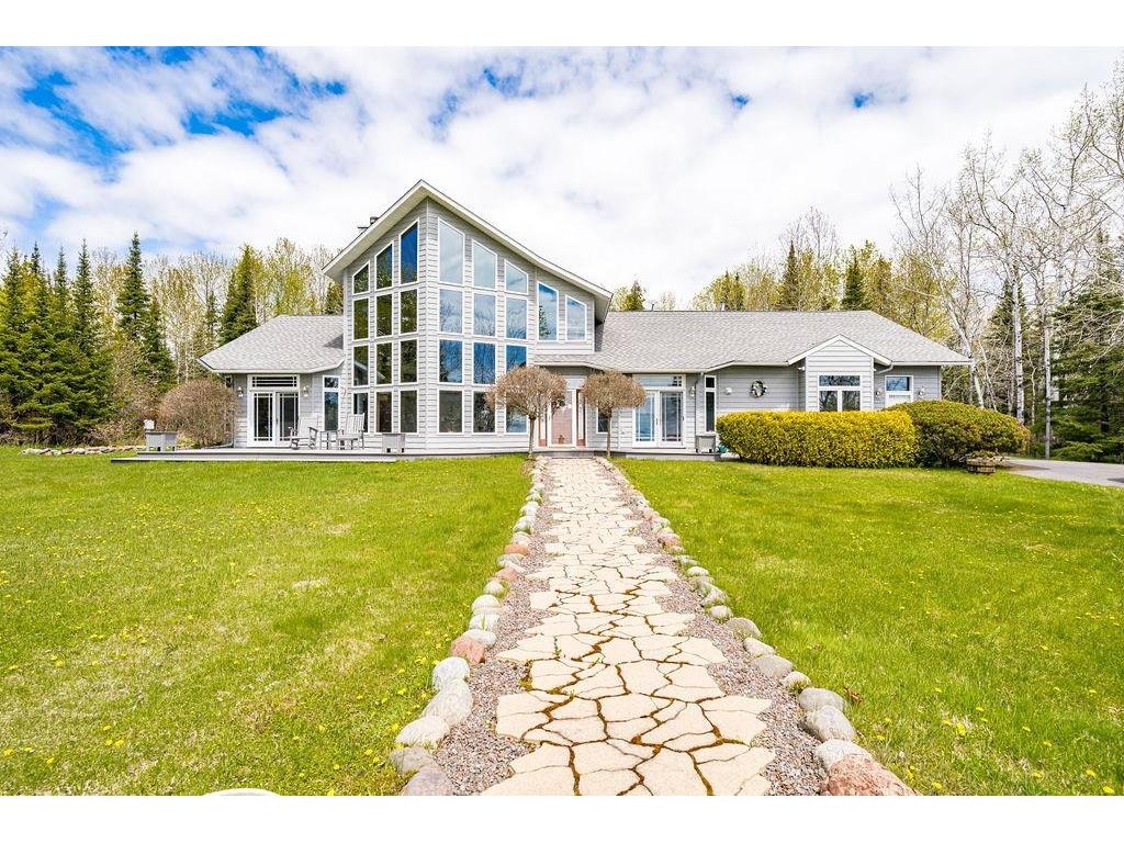 5491 North Shore Dr, Duluth, MN, 55804 | MLS: 6119540 | Edina Realty