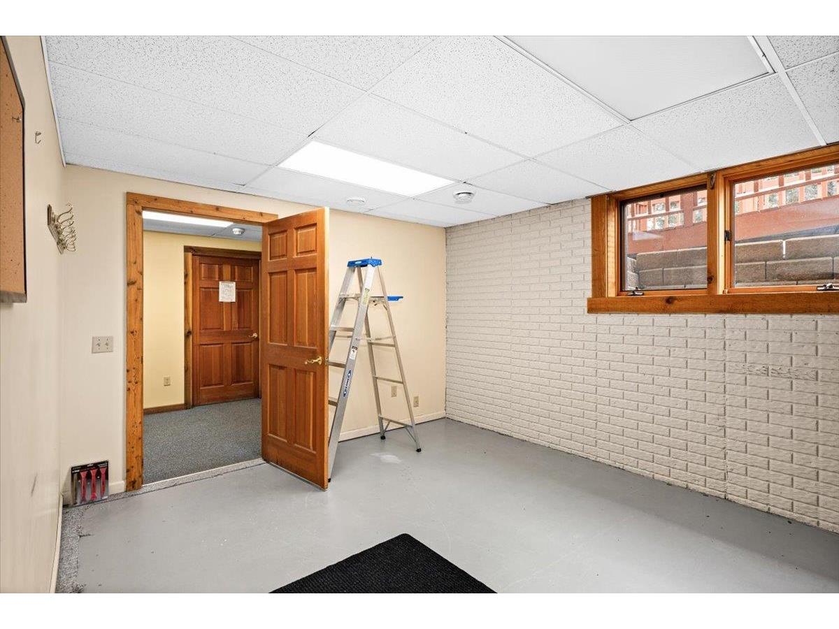 5722 Homestead Rd, Duluth, MN, 55804 | MLS: 6117394 | Edina Realty