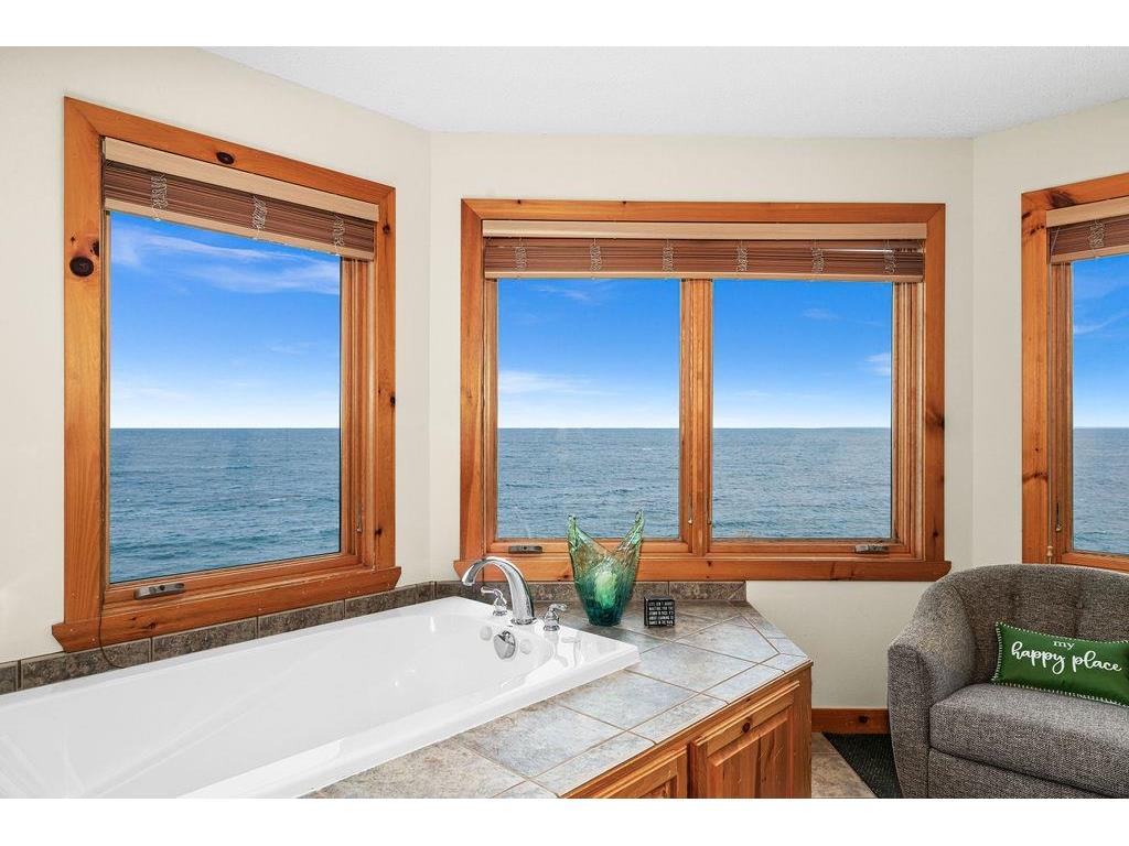 607 Windsong Dr, Beaver Bay, MN, 55601 | MLS: 6120708 | Edina Realty