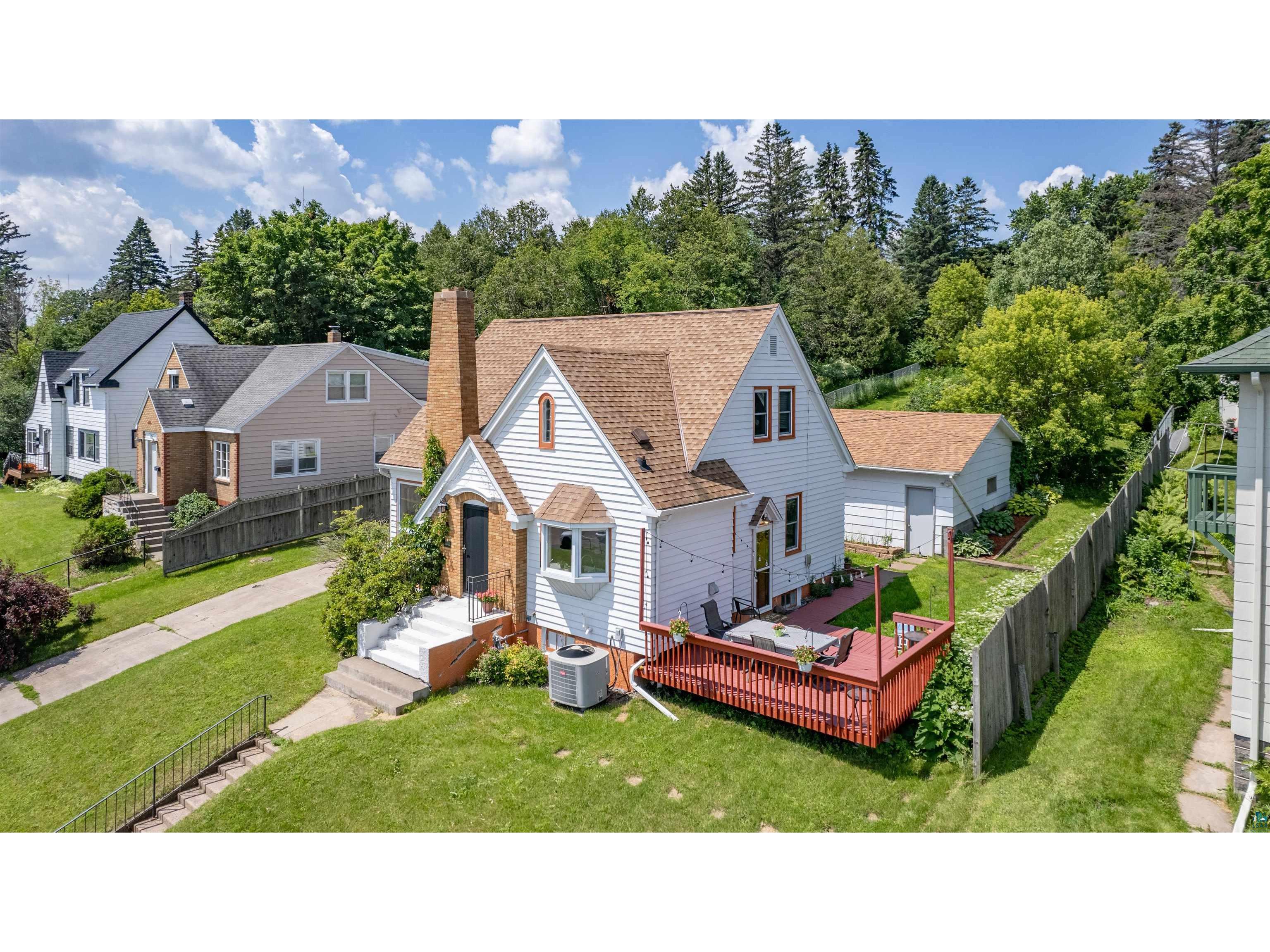 615 E Skyline Pkwy, Duluth, MN, 55805 | MLS: 6114825 | Edina Realty