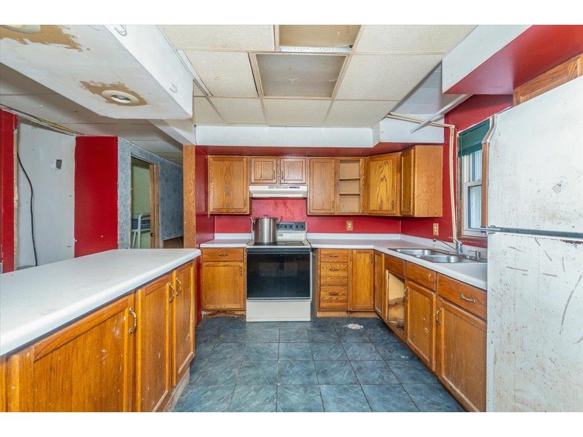 6275 S County Rd A, Superior, WI, 54880 | MLS: 6115882 | Edina Realty