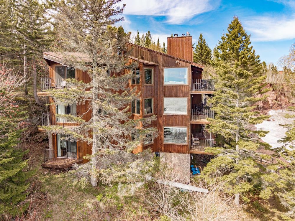 6554 W Highway 61, Tofte, MN, 55615 | MLS: 6119598 | Edina Realty