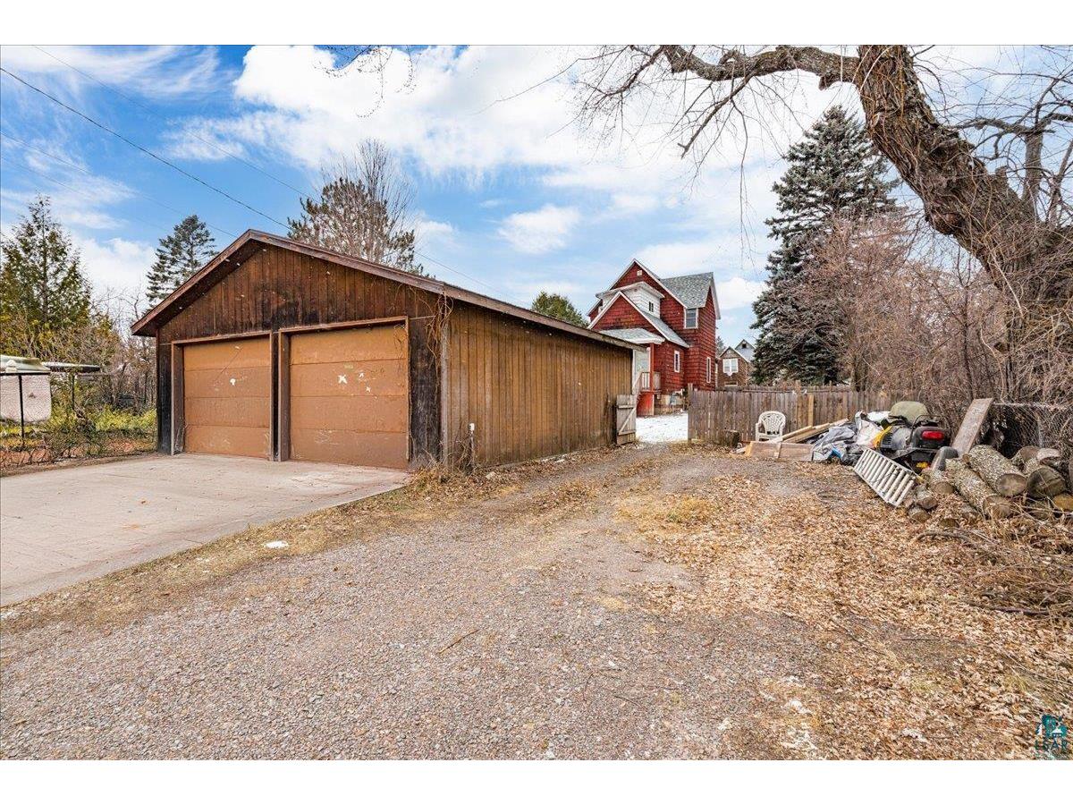 724 2nd Ave, Two Harbors, MN, 55616 | MLS: 6117403 | Edina Realty