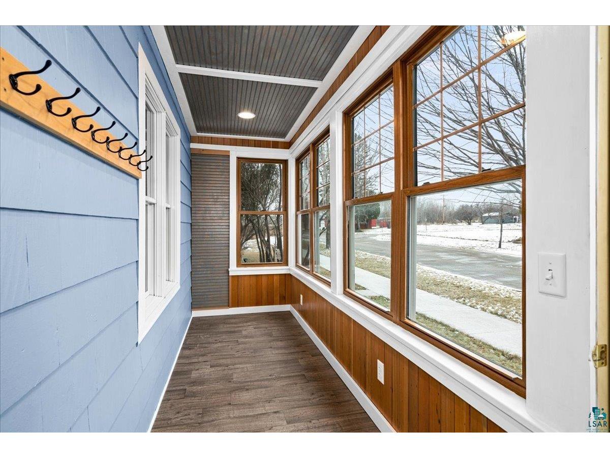 724 2nd Ave, Two Harbors, MN, 55616 | MLS: 6117403 | Edina Realty