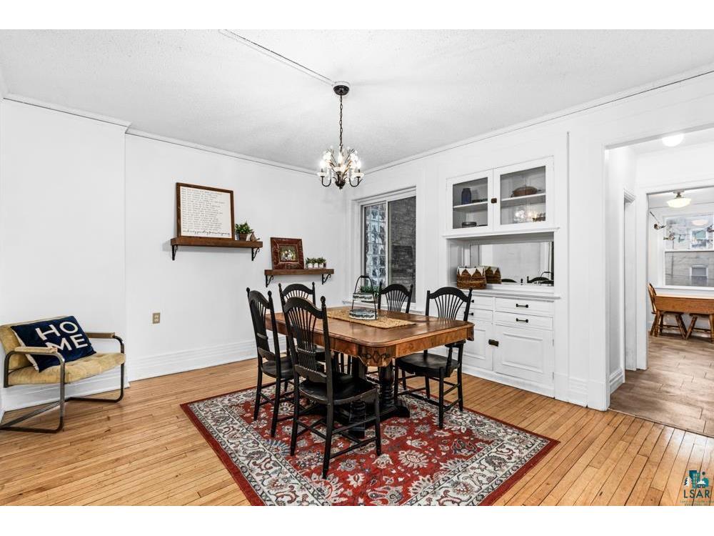 828 E 2nd St, Duluth, MN, 55805 | MLS: 6113834 | Edina Realty