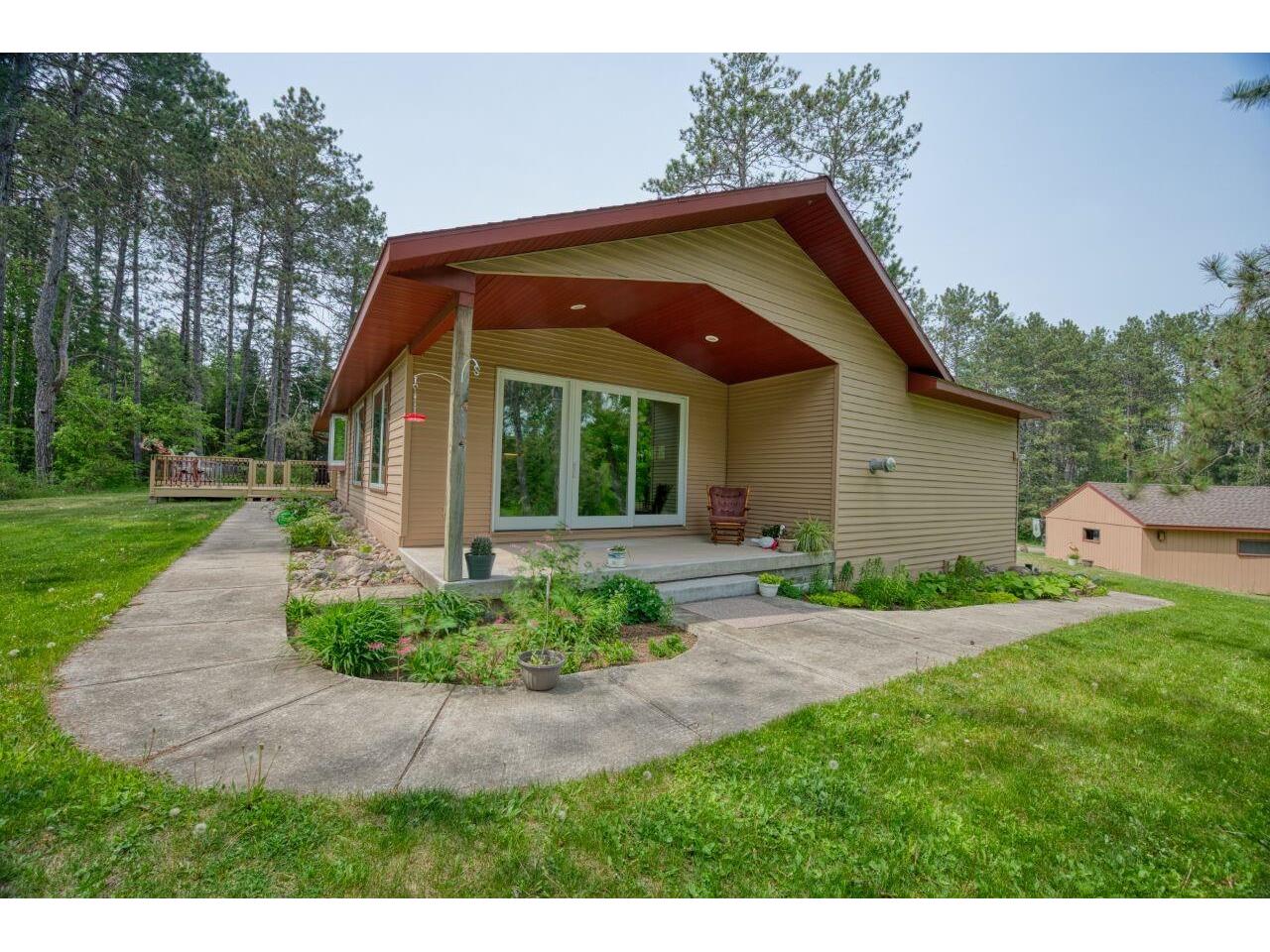 9220 Biss Rd, Britt, MN, 55710 | MLS: 6119868 | Edina Realty