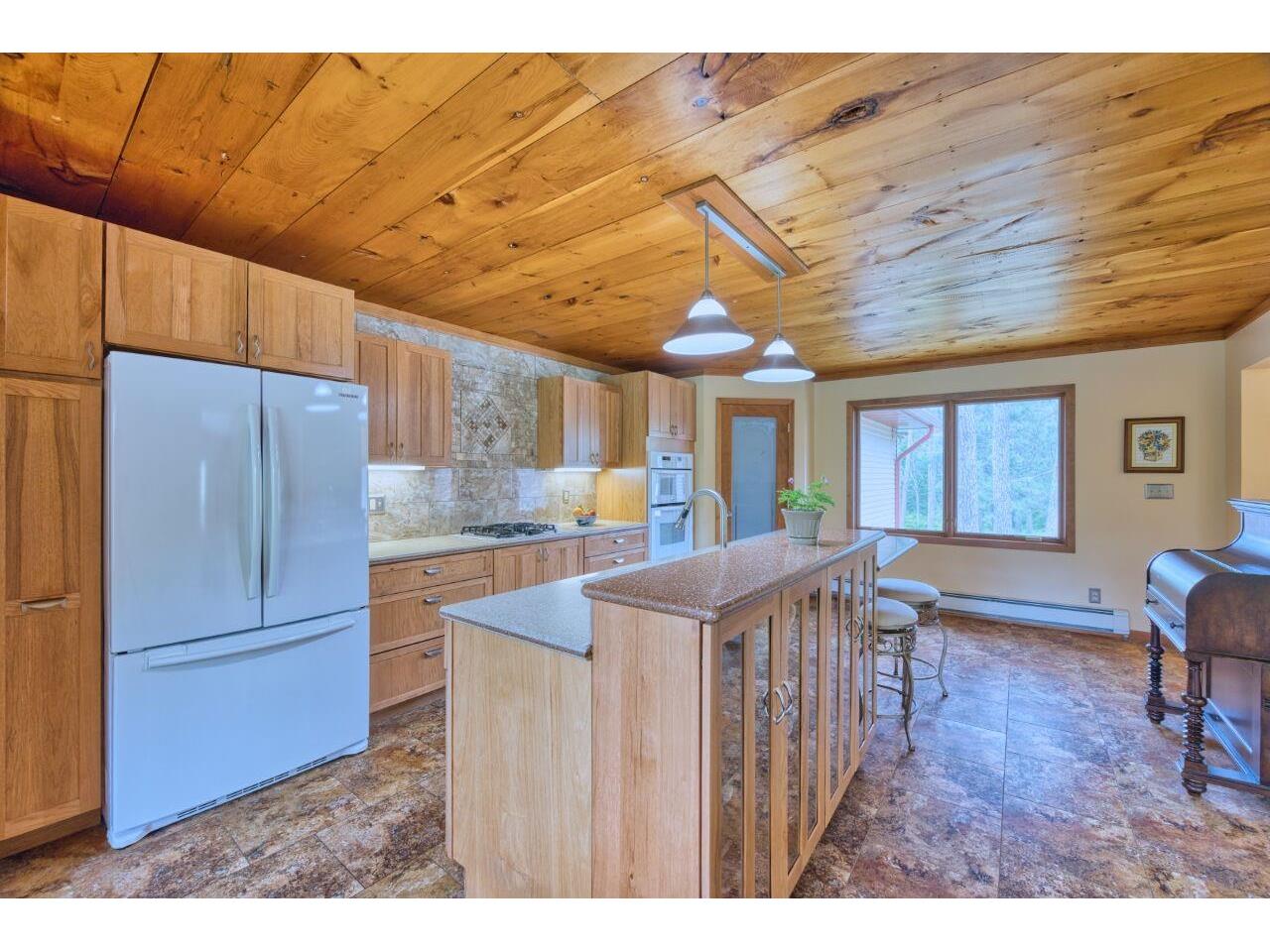 9220 Biss Rd, Britt, MN, 55710 | MLS: 6119868 | Edina Realty