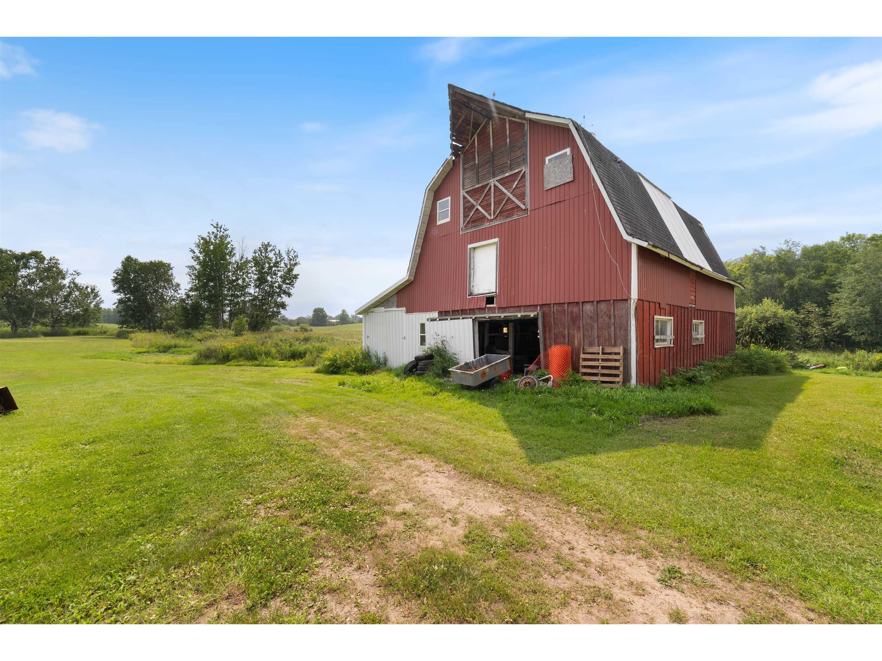 9372 McCamus Rd, Brookston, MN, 55711 | MLS: 6121077 | Edina Realty