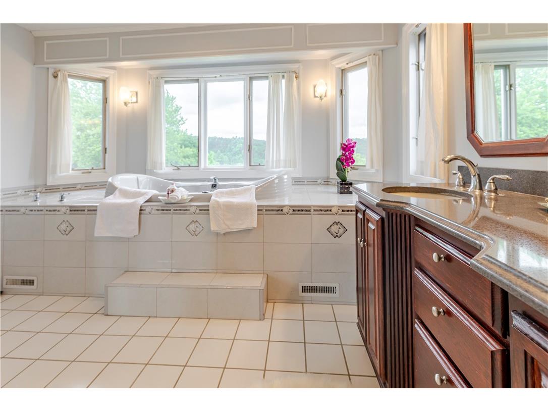 1546 Grover Road, Eau Claire, WI, 54701 | MLS: 1593018 | Edina Realty