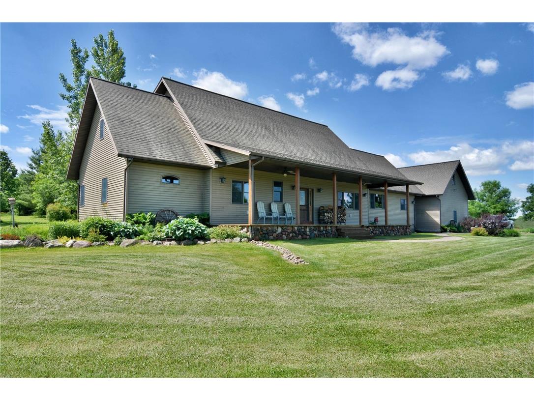 2076 16 1/2 Street, Rice Lake, WI, 54868 | MLS: 1589573 | Edina Realty