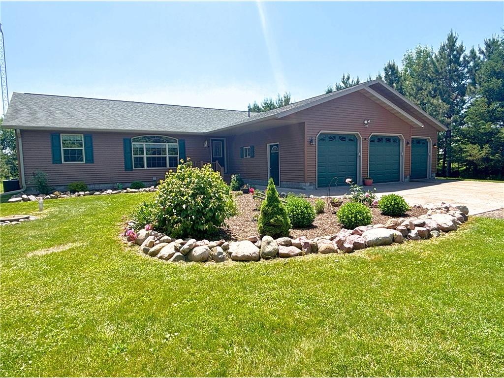 2121 11 1/2 Avenue, Chetek, WI, 54728 | MLS: 1592251 | Edina Realty