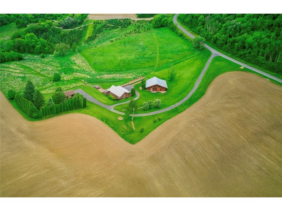 27864 W County Road Q, Independence, WI, 54747 | MLS: 1592244 | Edina ...