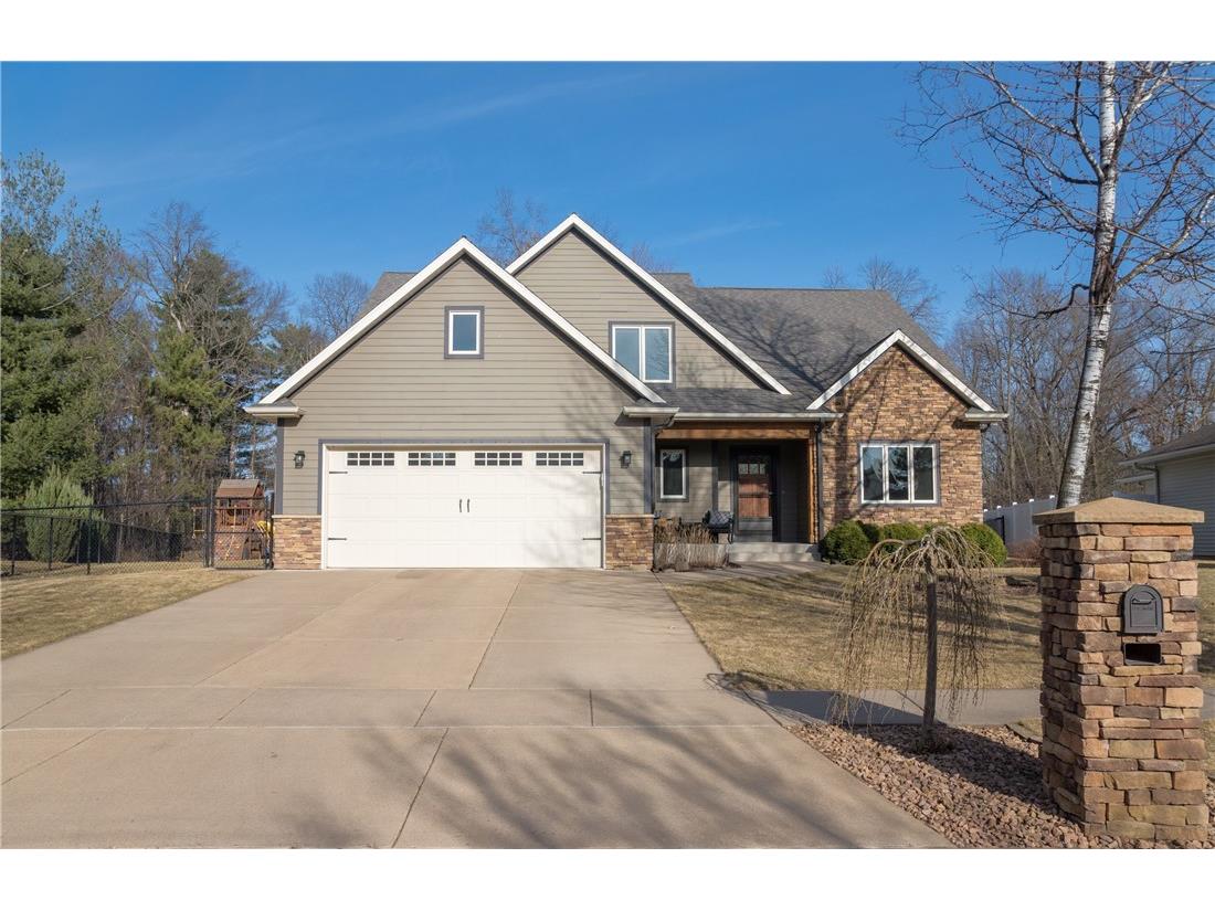 2931 Quail Ridge Road, Eau Claire, WI, 54701 | MLS: 1589591 | Edina Realty