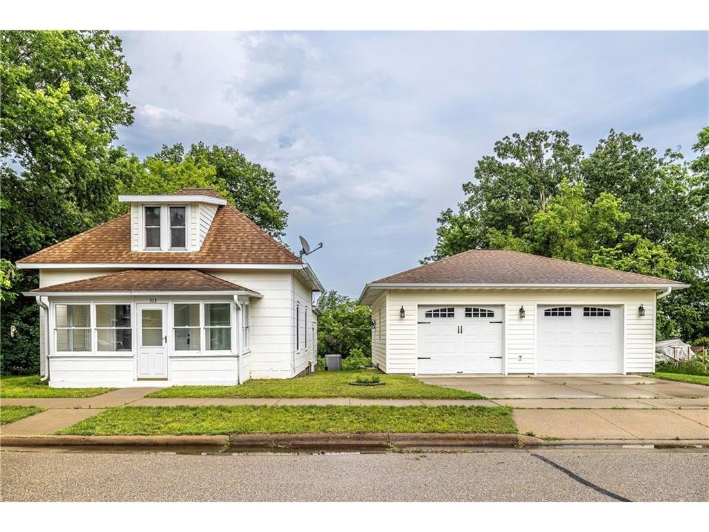 313 Chestnut Street, Black River Falls, WI, 54615 | MLS: 1583089 ...
