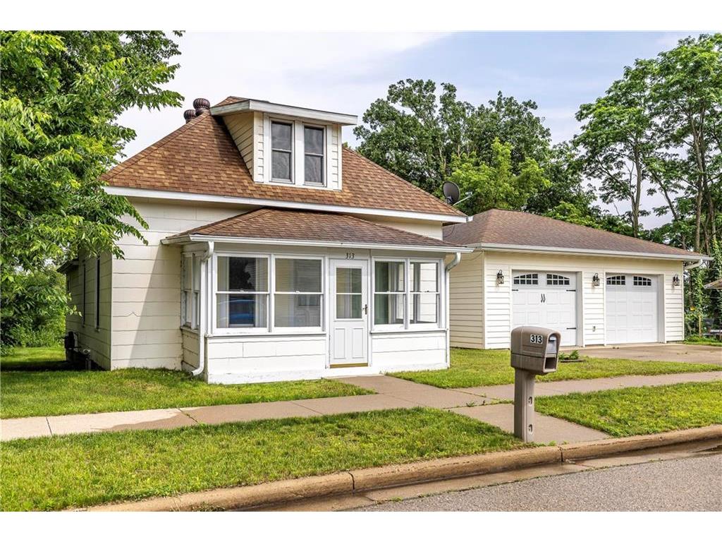 313 Chestnut Street, Black River Falls, WI, 54615 | MLS: 1583089 ...