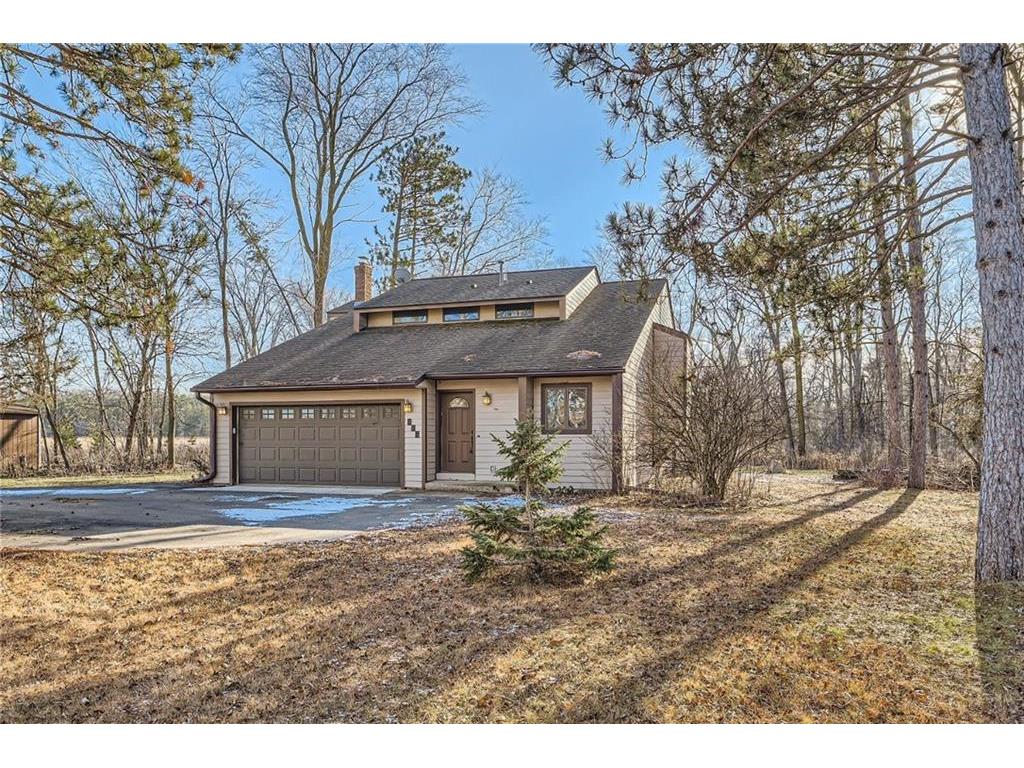 334 Ahrens Road, Hudson, WI, 54016 | MLS: 1579150 | Edina Realty