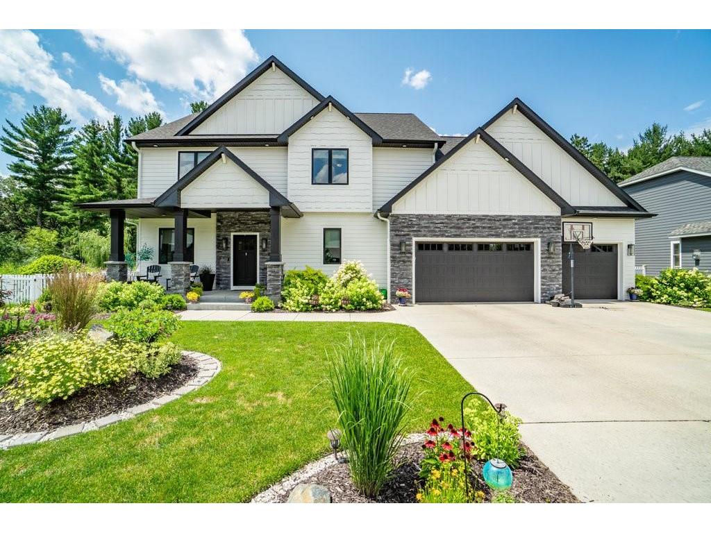 3754/3762 Crest Ridge Court, Eau Claire, WI, 54701 | MLS: 1584045 ...