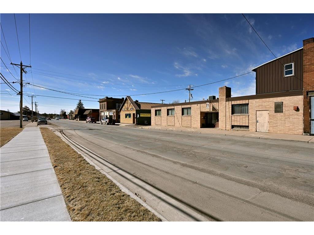 415 N Front St, Spooner, WI, 54801 | MLS: 1573282 | Edina Realty