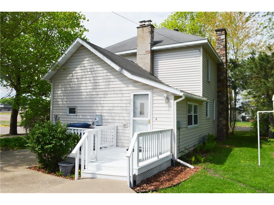 422 Moore Street, Chetek, WI, 54728 | MLS: 1591830 | Edina Realty