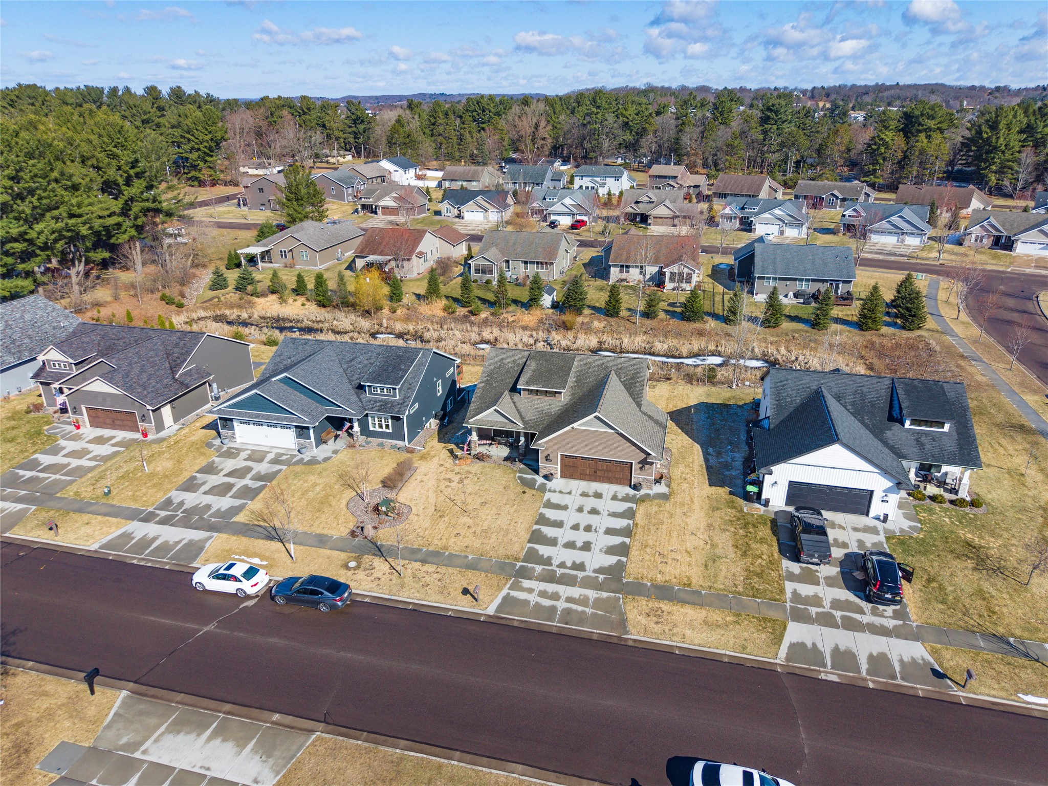 4252 Drier Court, Eau Claire, WI, 54701 | MLS: 1599538 | Edina Realty