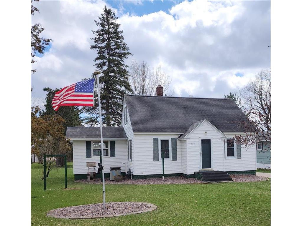 430 Pine Avenue, Taylor, WI, 54659 | MLS: 1581288 | Edina Realty