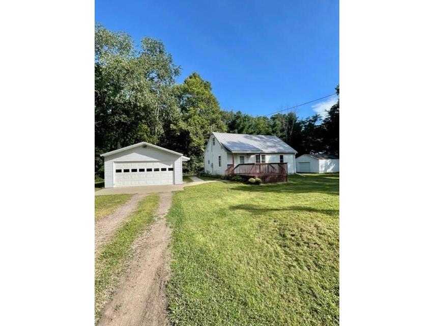 438 N Roosevelt Road, Black River Falls, WI, 54615 | MLS: 1568359 ...