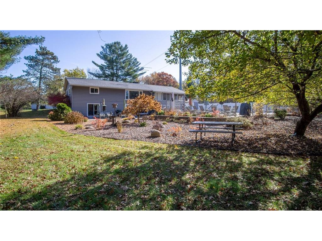 5264 210th Street, Cadott, WI, 54727 | MLS: 1582004 | Edina Realty