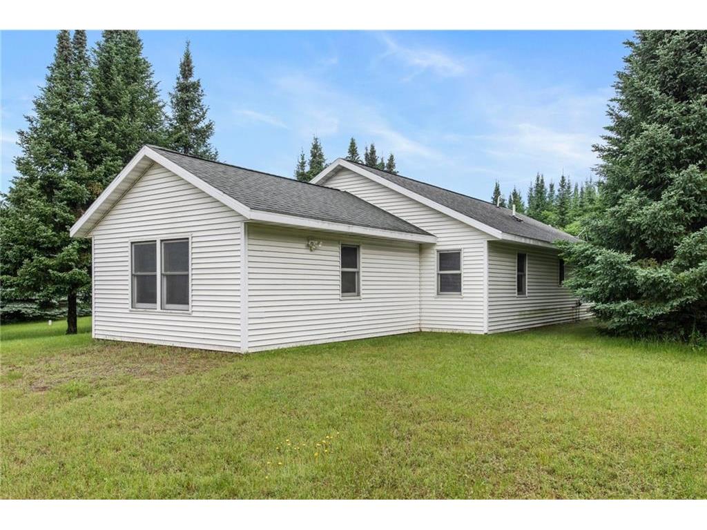 772 Horse Lake Lane, Dresser, WI, 54009 | MLS: 1581258 | Edina Realty