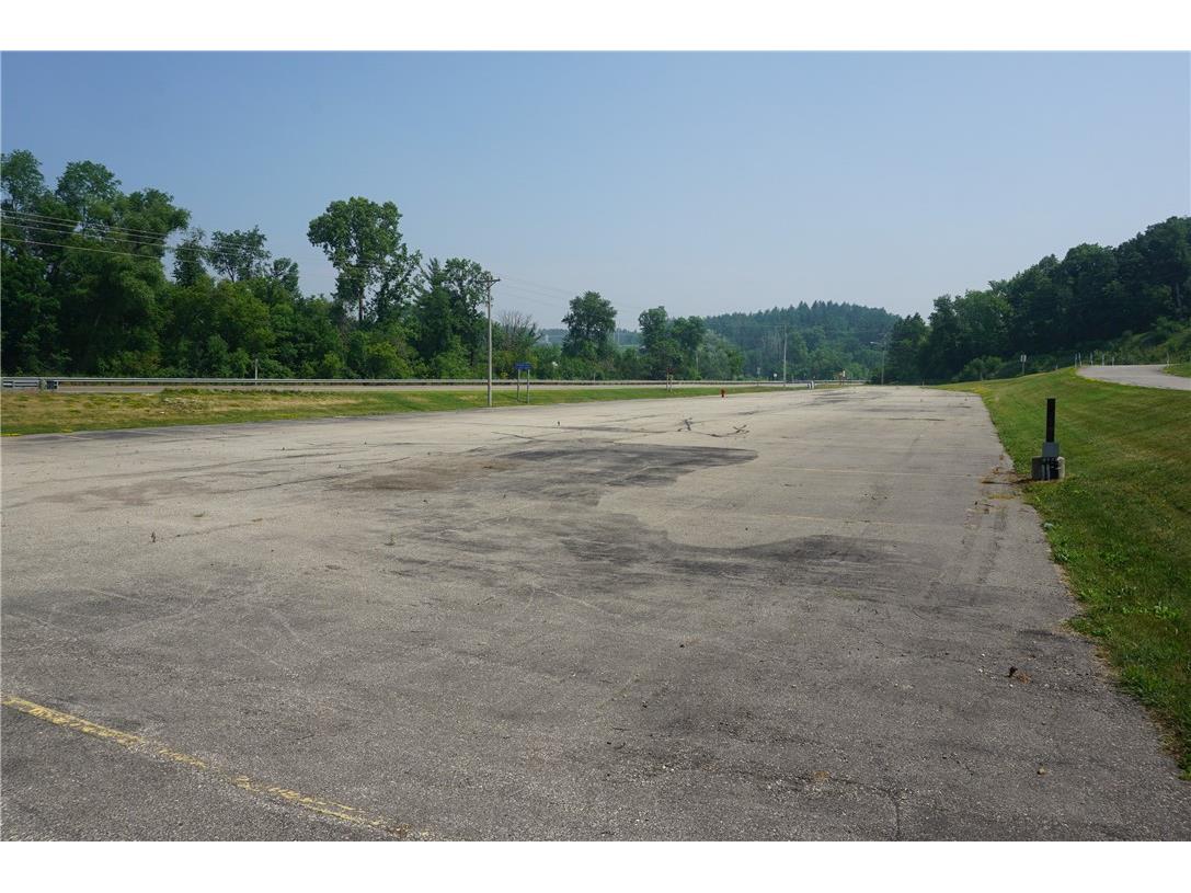 8165 N County Road Cc, Spring Valley, WI, 54767 | MLS: 1588506 | Edina ...