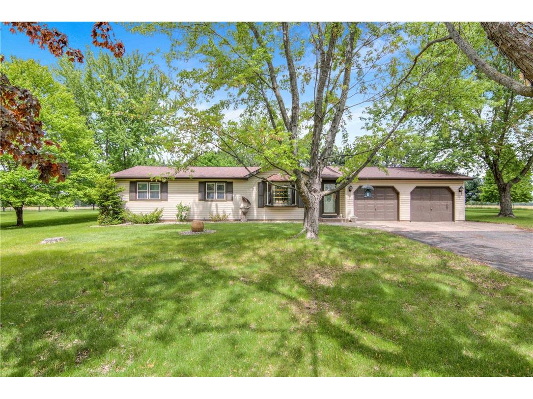 E5777 689th Avenue, Menomonie, WI, 54751 | MLS: 1592057 | Edina Realty