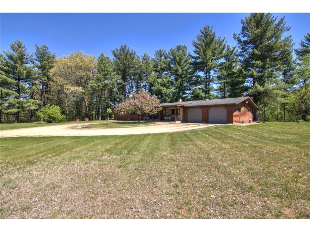 E9865 110th Ave, , WI, 54755 | MLS: 1591626 | Edina Realty