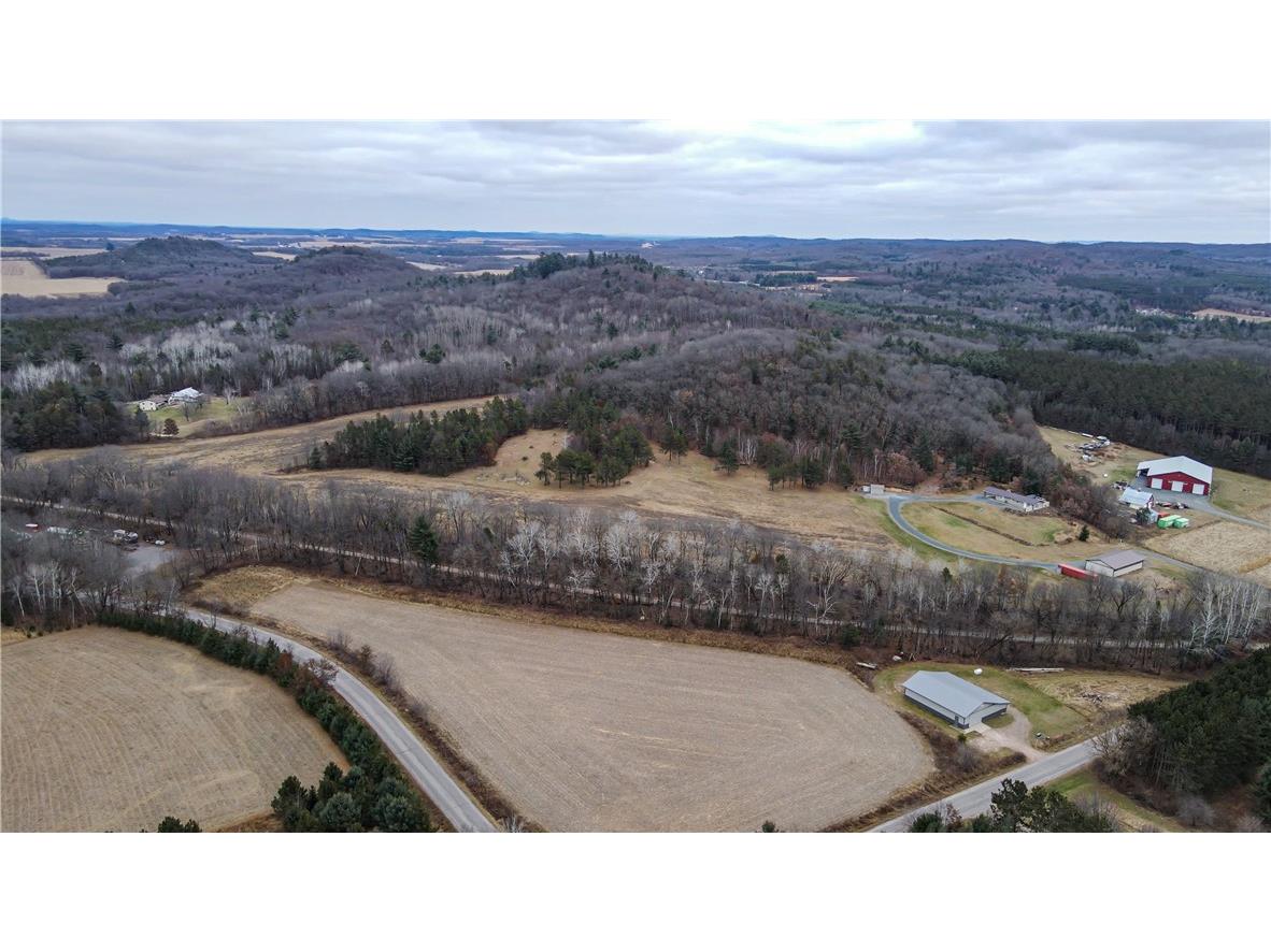 N14348 Mcgower Road, Fairchild, WI, 54741 | MLS: 1587761 | Edina Realty