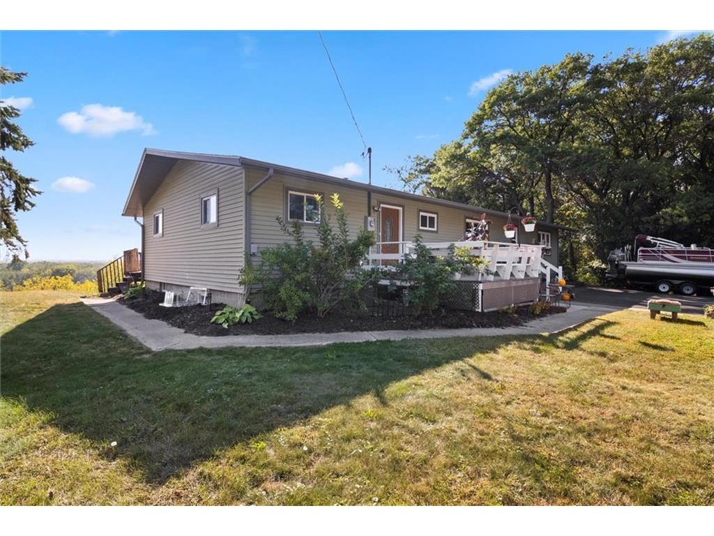 W12135 508th Avenue, Prescott, WI, 54021 | MLS: 1576962 | Edina Realty