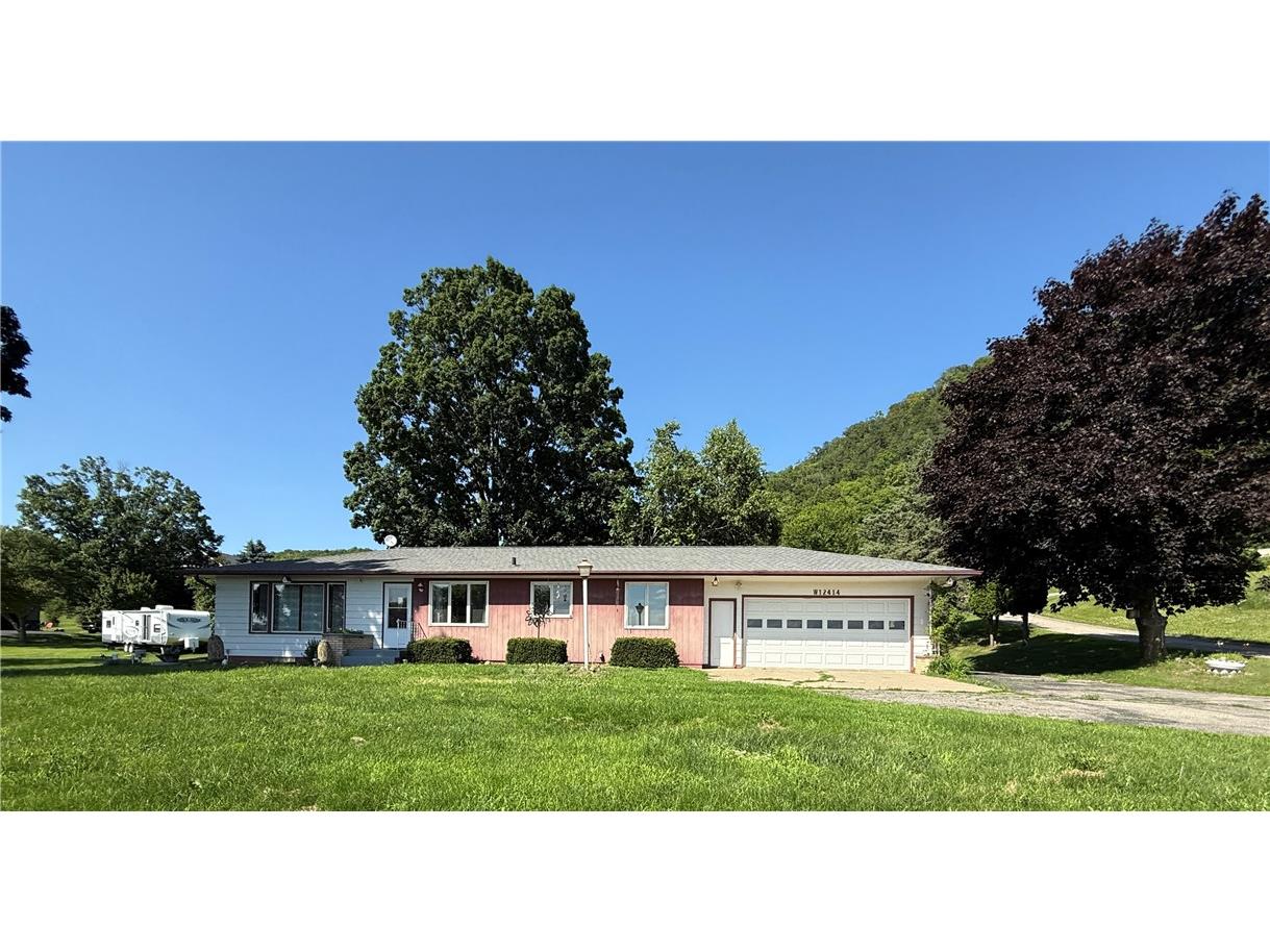 W12414 State Highway 35, Stockholm, WI, 54769 | MLS: 1594533 | Edina Realty