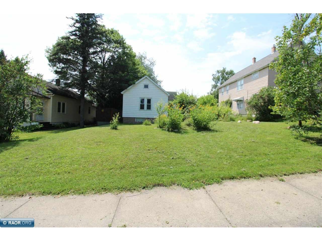 109 Minnesota Ave W, Gilbert, MN, 55741 | MLS: 148754 | Edina Realty