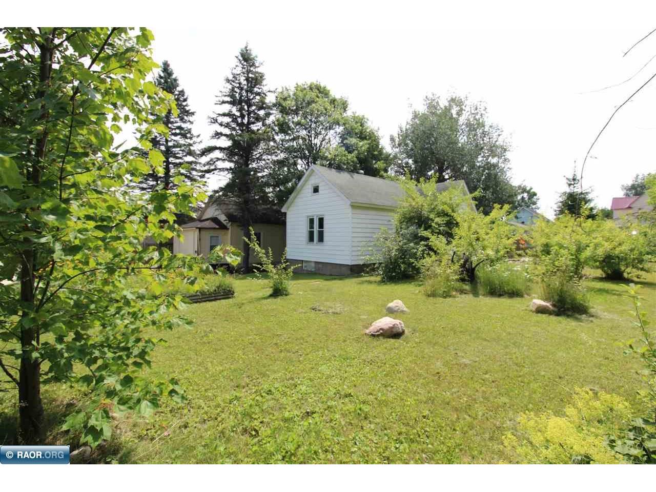 109 Minnesota Ave W, Gilbert, MN, 55741 | MLS: 148754 | Edina Realty