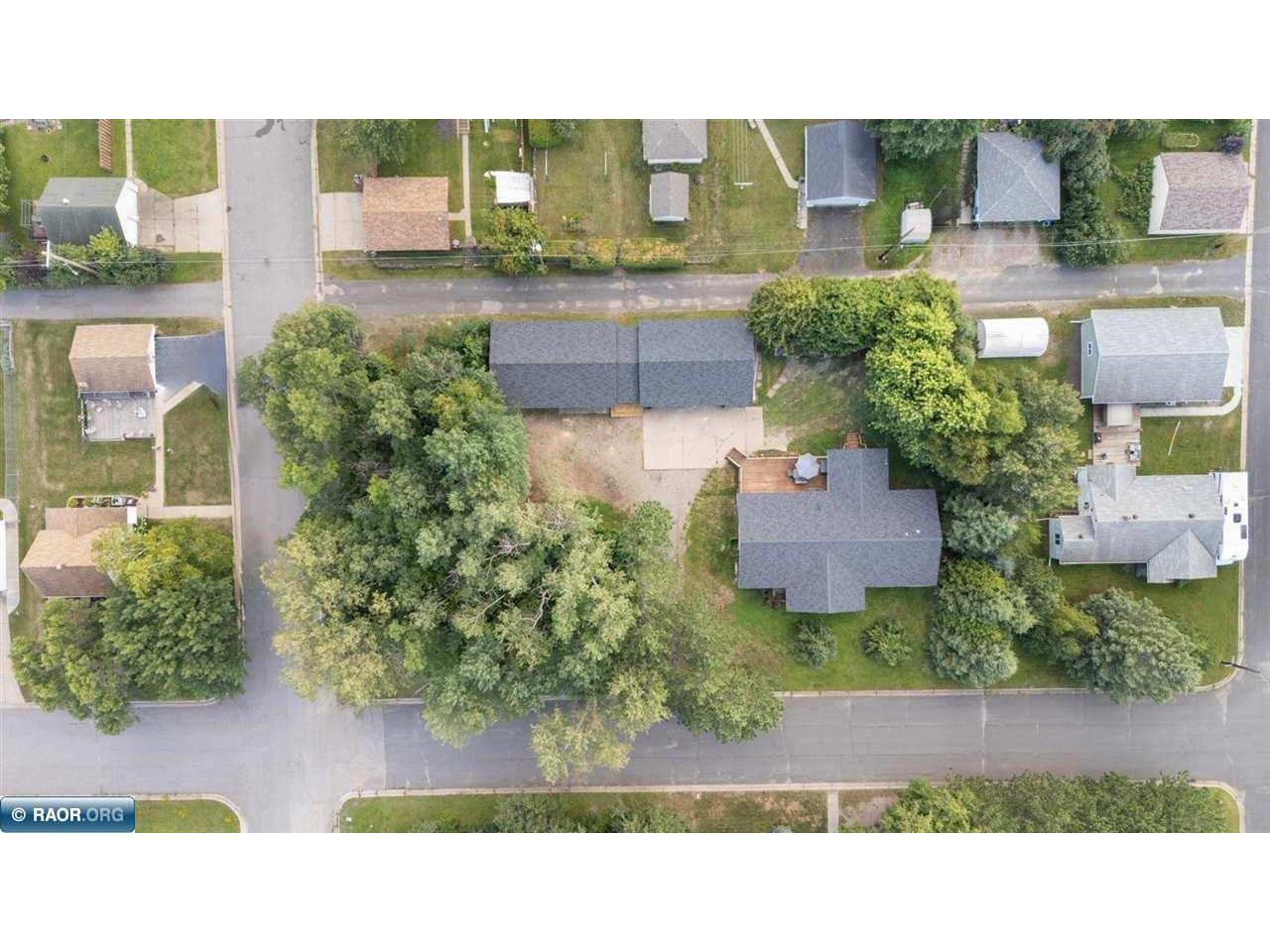 511 Dakota Ave W, Gilbert, MN, 55741 | MLS: 148906 | Edina Realty