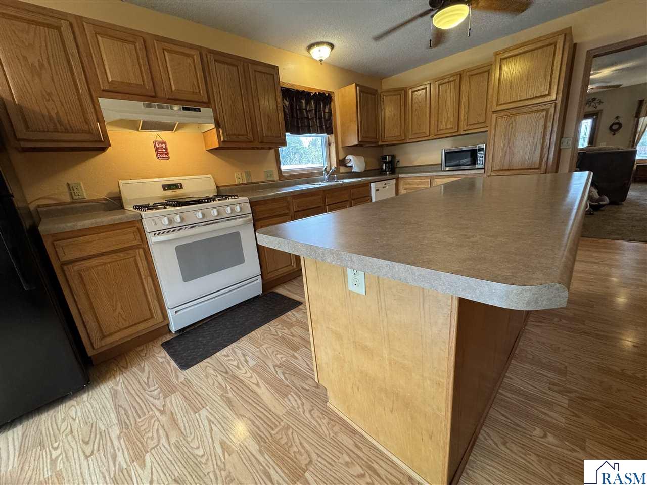 114 S Reed St, Waterville, MN, 56096 | MLS: 7038755 | Edina Realty