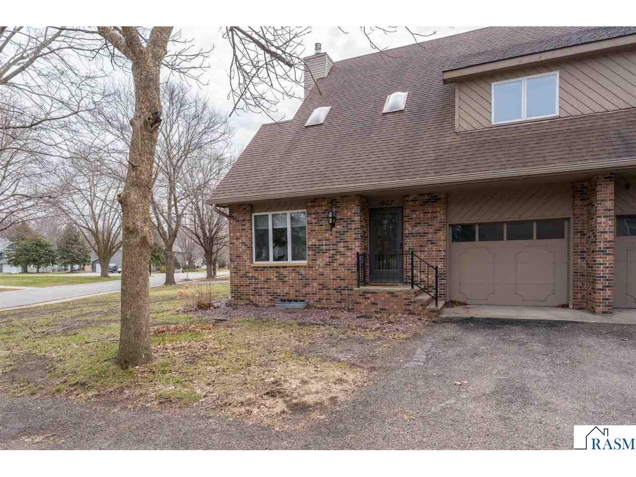 1607 Pleasant View Drive, North Mankato, MN, 56003 | MLS: 7039409 ...