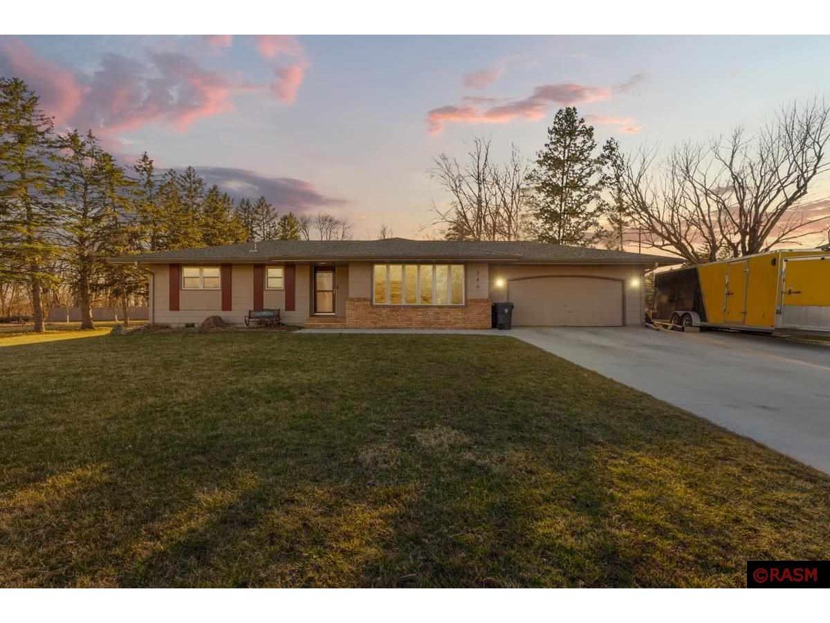280 Cliff Drive, North Mankato, MN, 56003 | MLS: 7034562 | Edina Realty