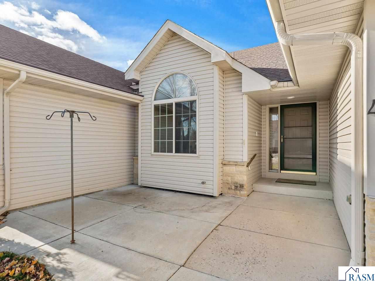 4 Egret Lane, Elysian, MN, 56028 | MLS: 7039048 | Edina Realty