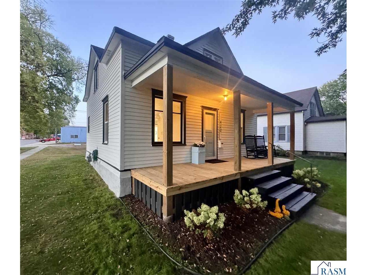 420 SW Walnut Street, Sleepy Eye, MN, 56085 | MLS: 7038780 | Edina Realty