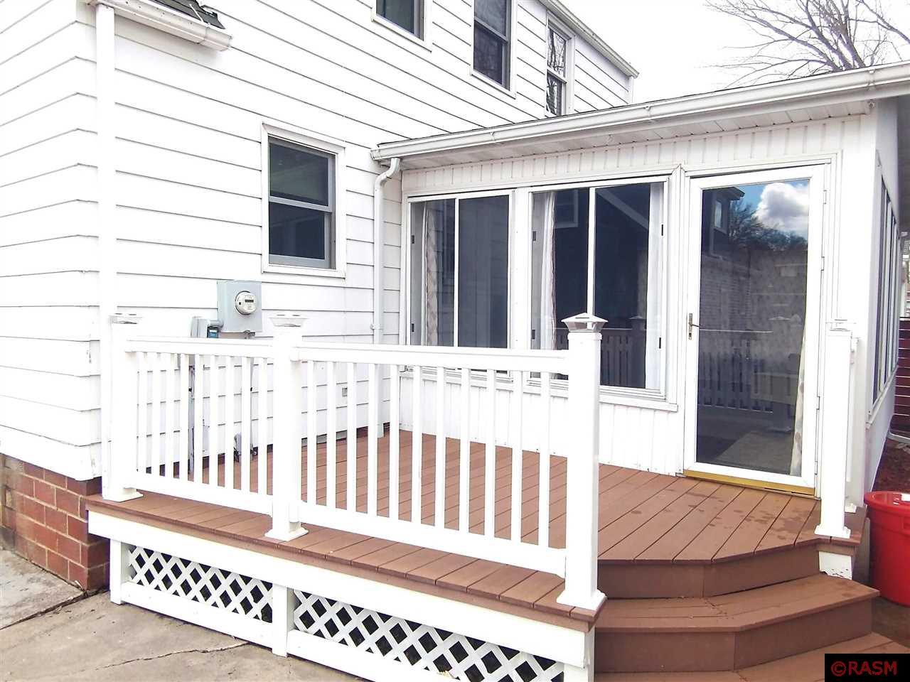 633 NE 2nd Avenue, Sleepy Eye, MN, 56085 | MLS: 7034706 | Edina Realty