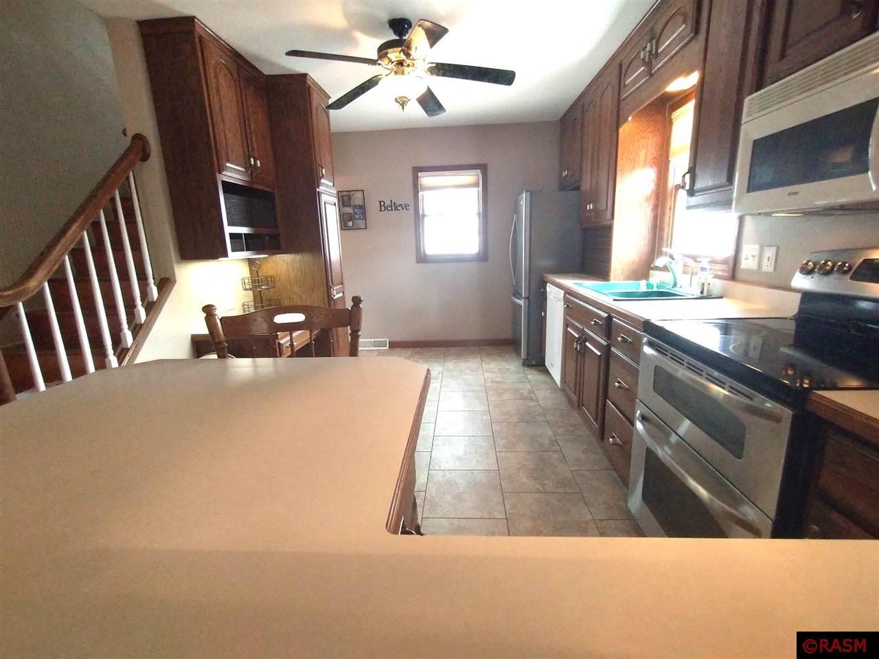 633 NE 2nd Avenue, Sleepy Eye, MN, 56085 | MLS: 7034706 | Edina Realty