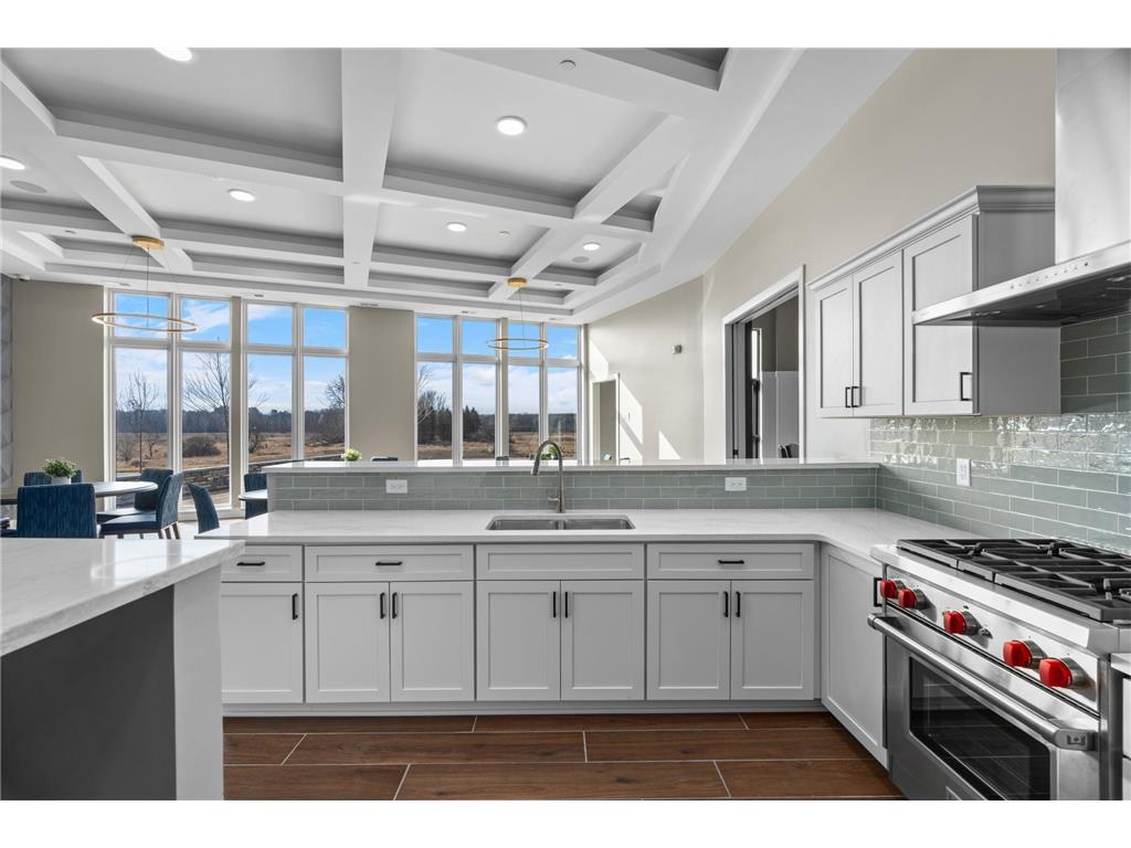 1 Hill Farm Road #203, North Oaks, MN, 55127 | MLS: 6561466 | Edina Realty