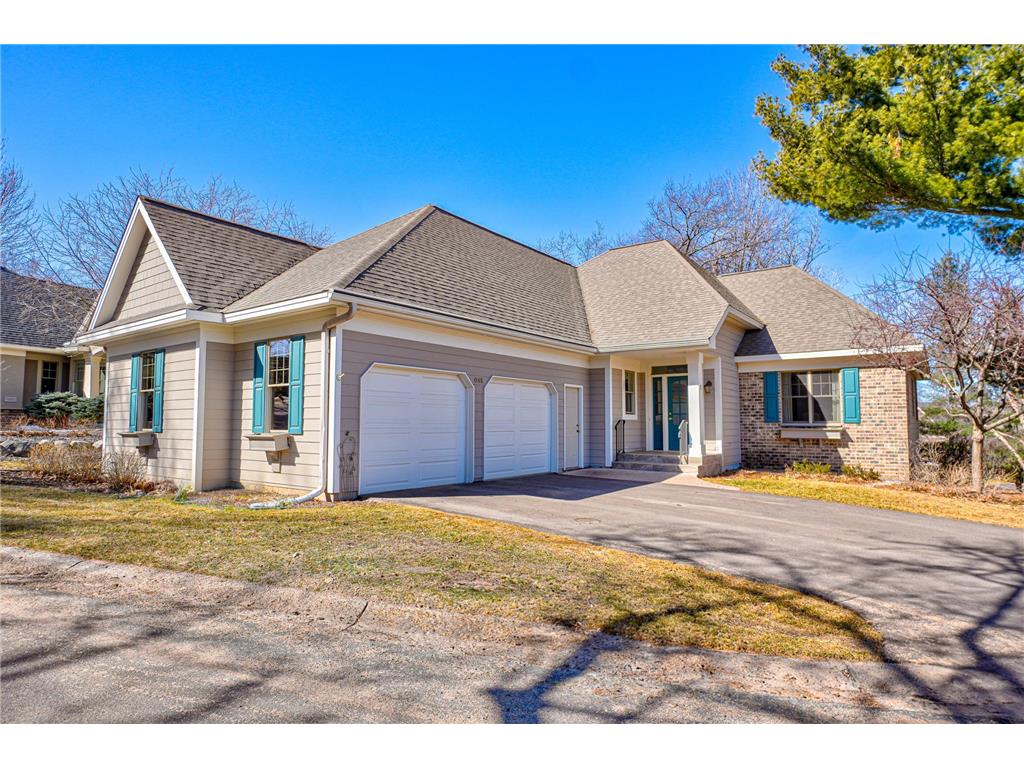 1 Knoll Road, North Oaks, MN, 55127 | MLS: 6631797 | Edina Realty