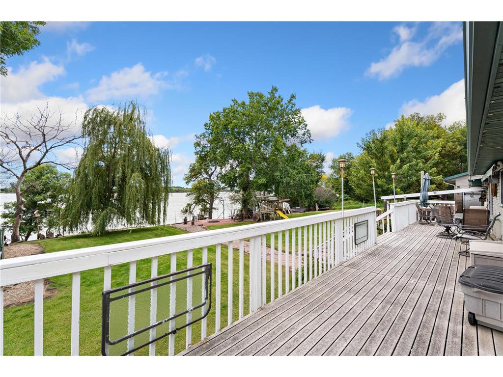 1 Lime Lake Drive, Avoca, MN, 56114 | MLS: 6781948 | Edina Realty