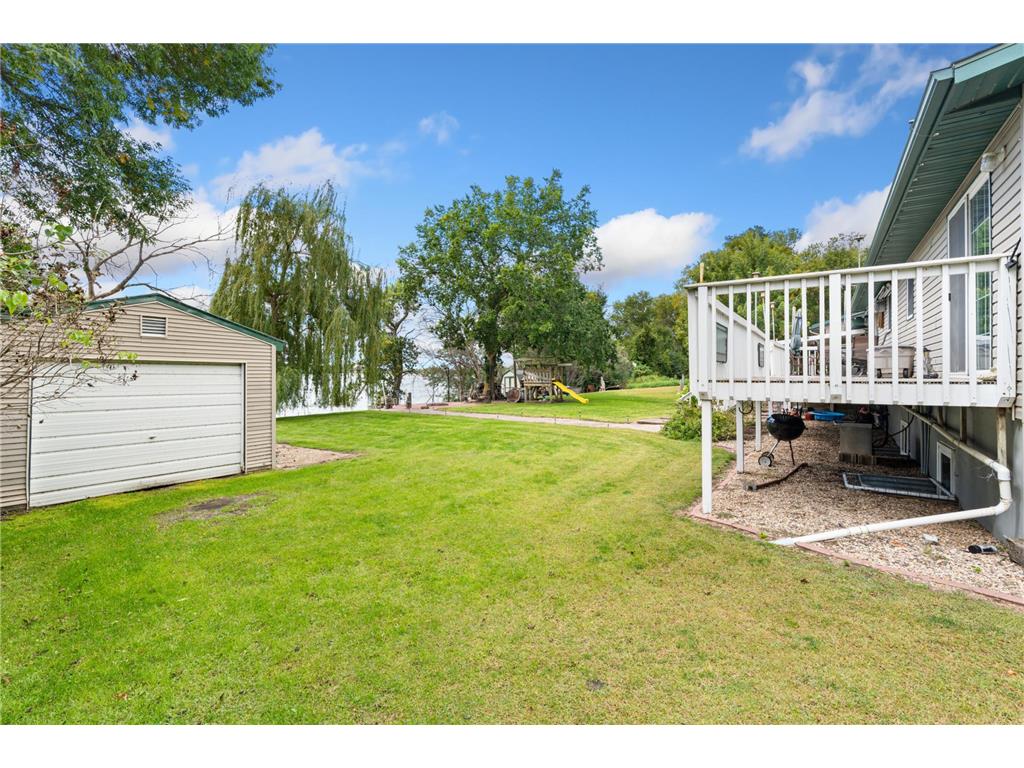 1 Lime Lake Drive, Avoca, MN, 56114 | MLS: 6781948 | Edina Realty